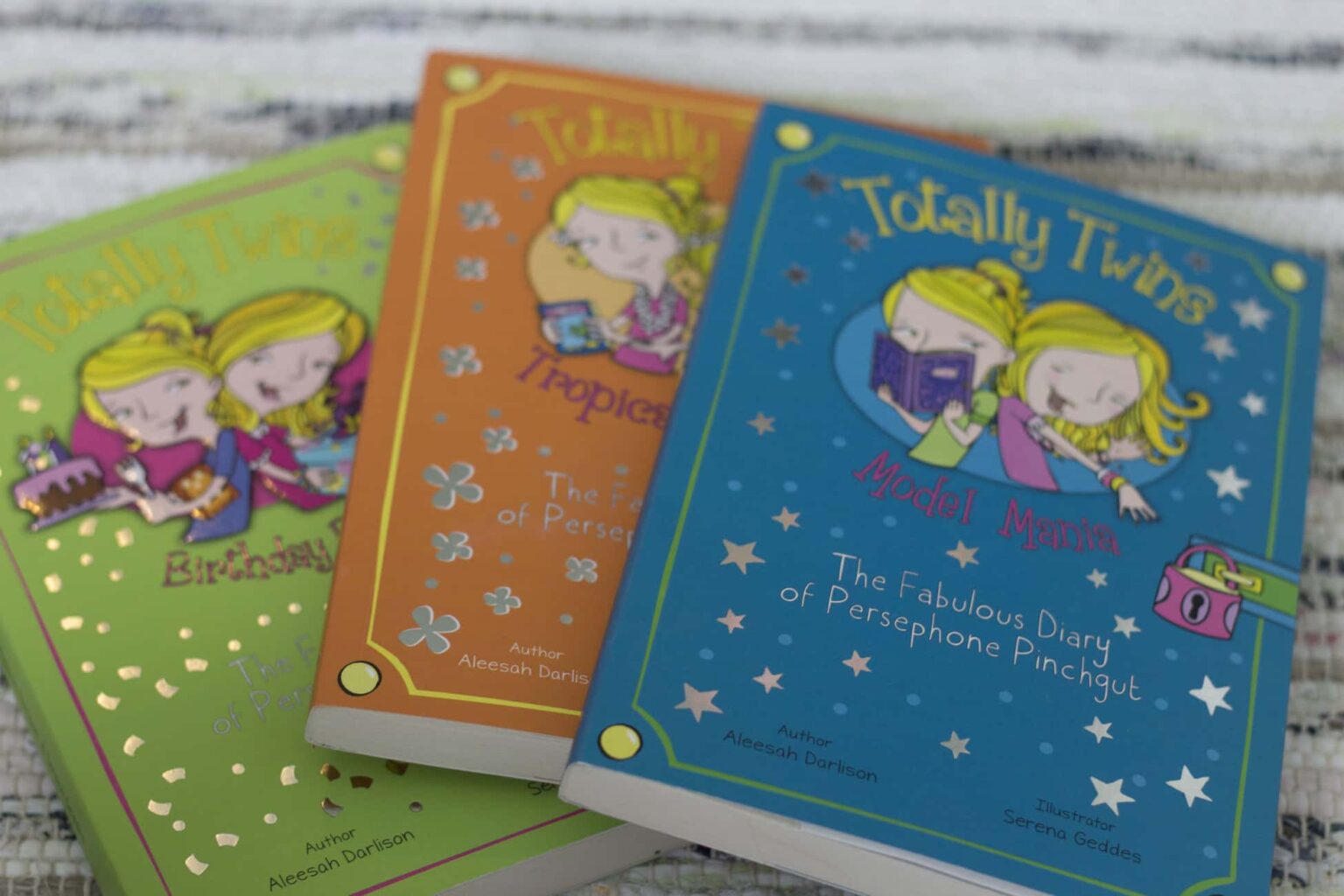 Totally Twins Book Review, Aleesah Darlison, Serena Geddes - We Made ...
